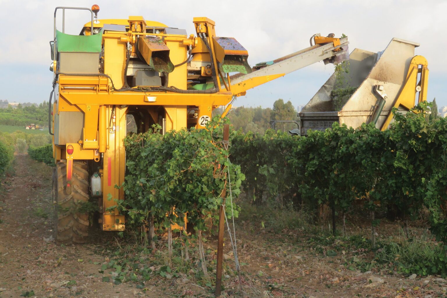 Mobile/Off-Highway | Evolution Motion Solutions